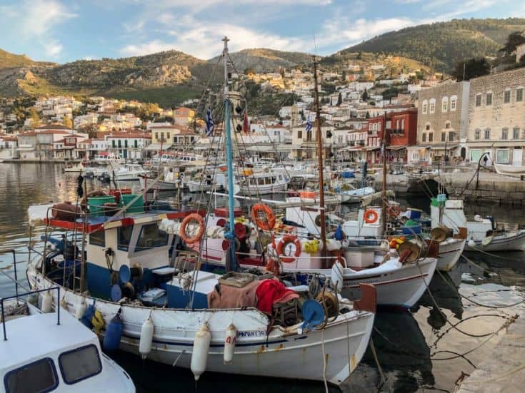 How to Take the Athens to Hydra Ferry from Piraeus