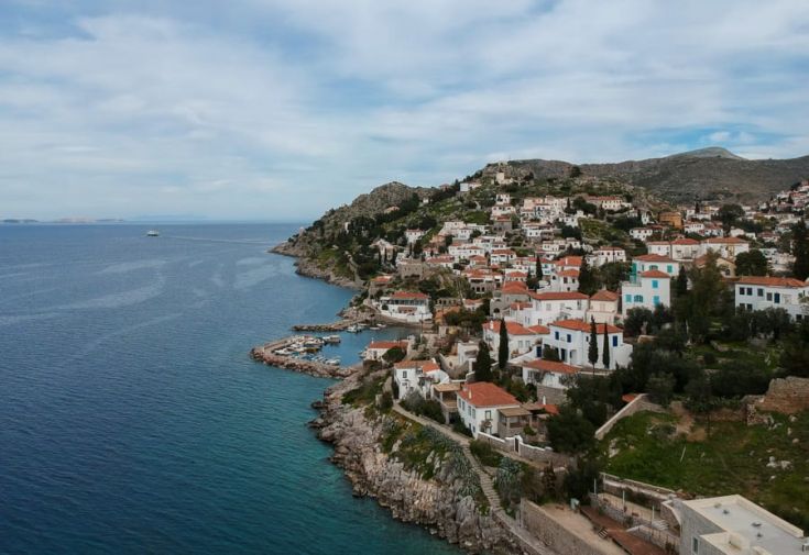 Best Things to Do in Hydra, Greece - Food, Beaches, & More!