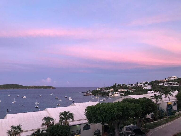 12 Best Beaches in St. Thomas, USVI (That'll Blow Your Mind!)