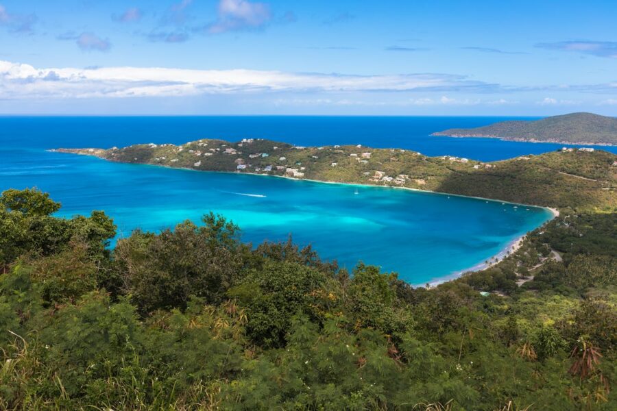 12 Best Beaches in St. Thomas, USVI (That'll Blow Your Mind!)