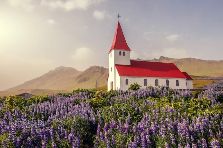 12 Small Towns and Villages in Iceland (That You Must Visit!)
