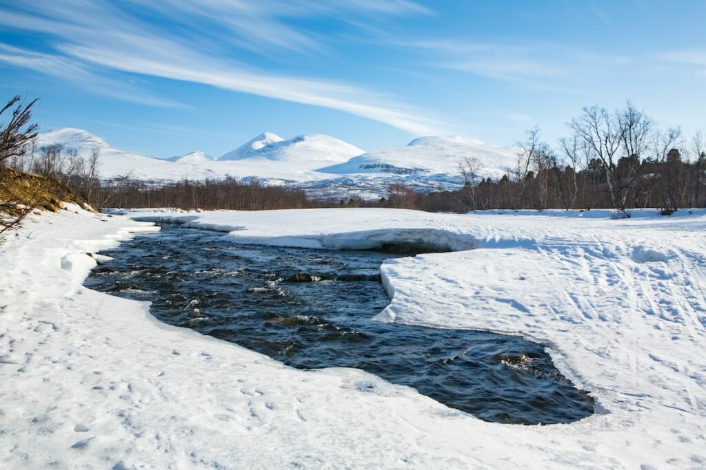 14 Amazing Things to Do in Abisko in Winter (in 2025!)