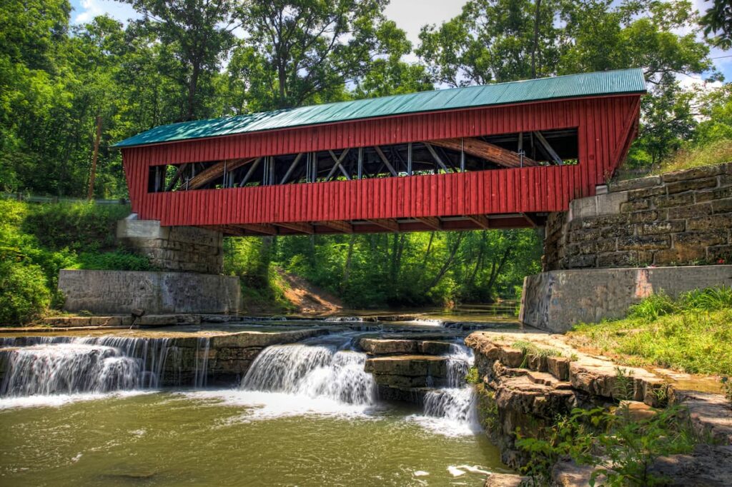 15 Pretty Ohio Covered Bridges (That You Can Easily Visit!)