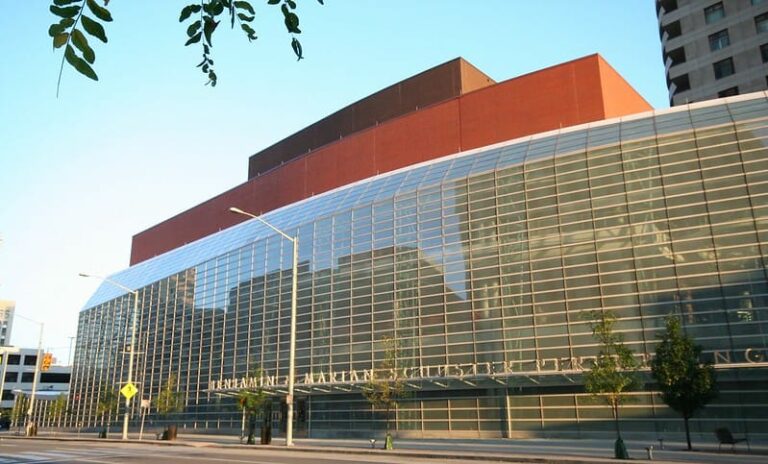 21 Delightful Things to Do in Dayton, OH (for First-Timers!)