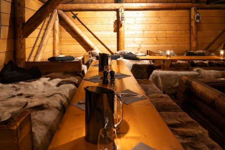 Camp Barentz in Svalbard: Is an Arctic Wilderness Evening Worth It?