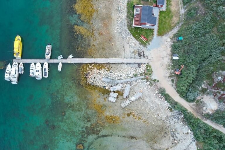 How to Take a Day Trip to Qooqqut Nuan from Nuuk (in 2025!)