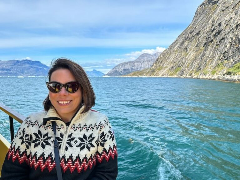 How to Take a Day Trip to Qooqqut Nuan from Nuuk (in 2025!)
