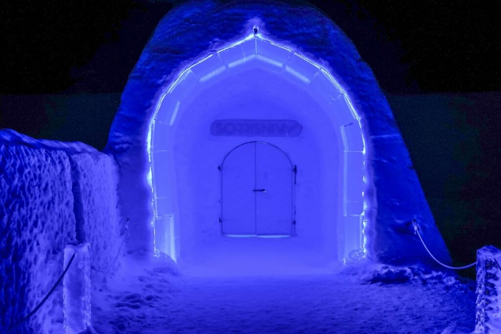 Sorrisniva Igloo Hotel: How to Visit Alta's Ice Hotel (2026)