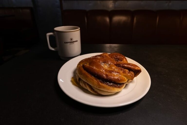 9 Delicious Coffee Shops and Cafes in Tromsø, Norway (+ Map)