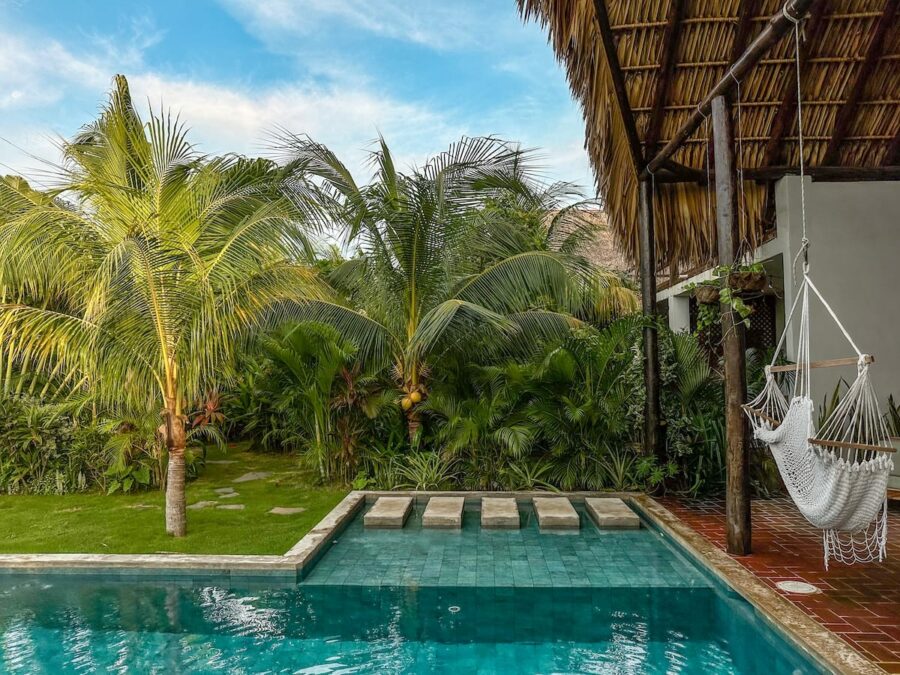 Where to Stay in El Paredon (Best Hotels for Every Budget!)