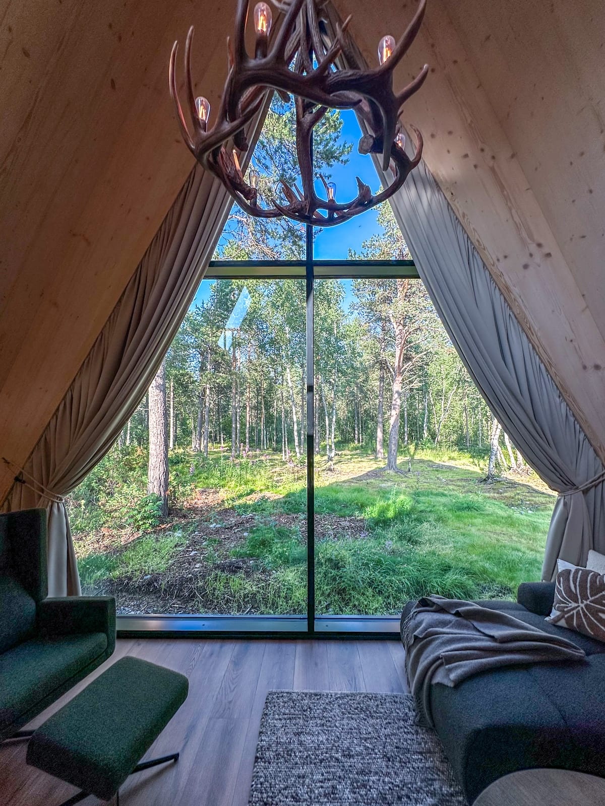 Checking Into Alta's Holmen Husky Lodge Forest Suites (Review)