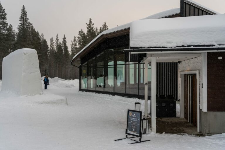 How to Visit Lapland Hotels SnowVillage from Levi (& Ylläs)